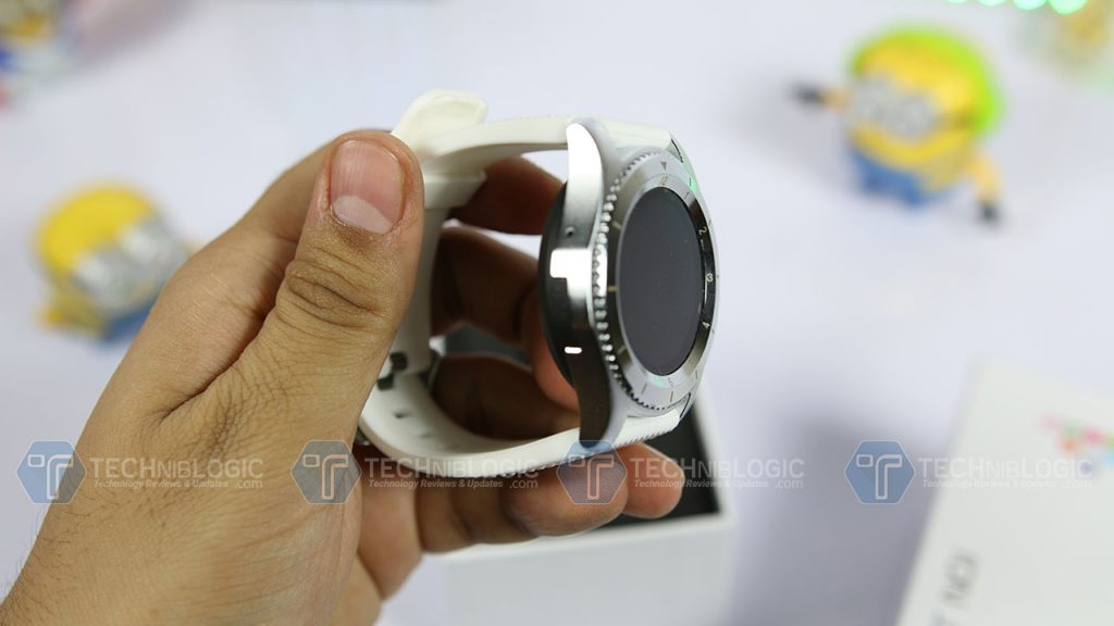 DT No.1 G8 Review : Low Cost Smartwatch with Great Battery | Techniblogic