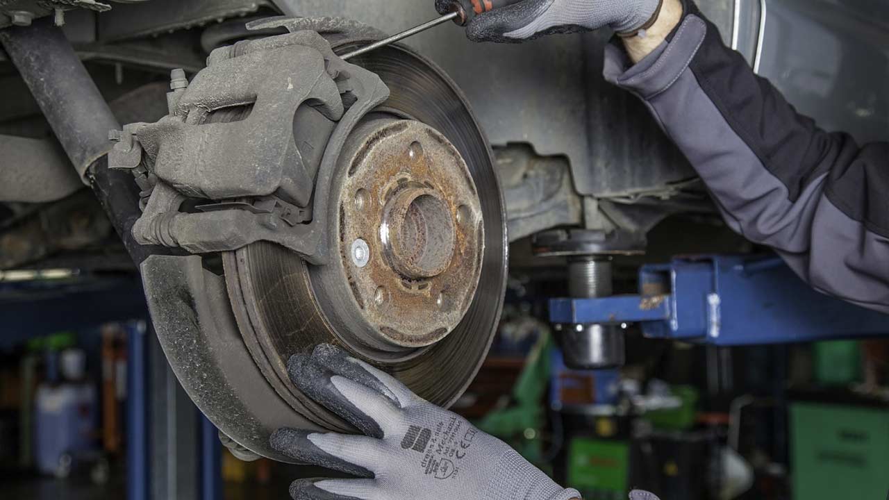 Top 5 Most Common Chevy Cruze Problems | Techniblogic